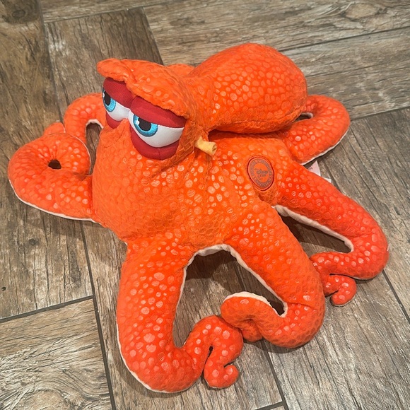 Disney | Toys | Disney Store Finding Dory 7 Orange Plush Hank The ...